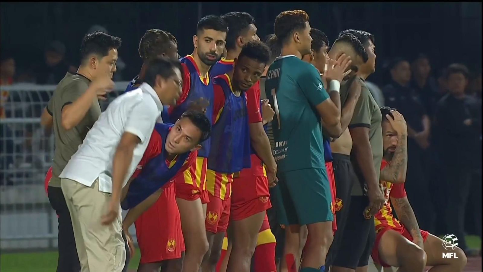 Malaysian Football League - PENALTY SHOOTOUT | Selangor FC 3-2 (5-3) Kuching City FC | Piala FA ...